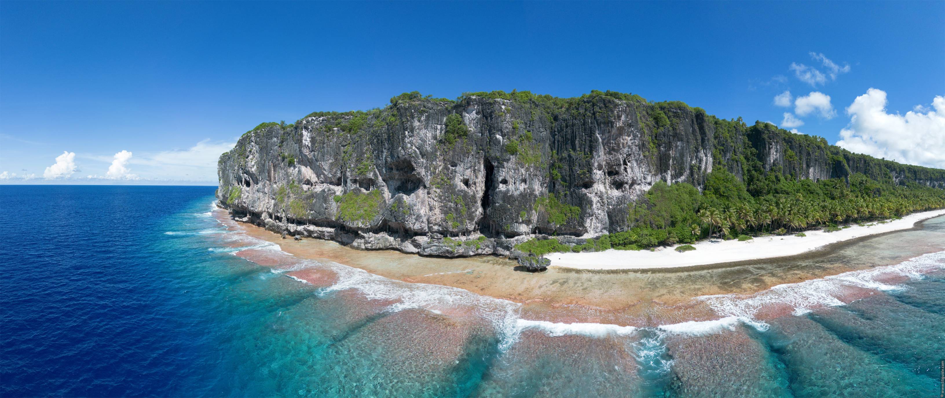 Makatea dans les Tuamotu, l’île des grimpeurs et des ruines ...